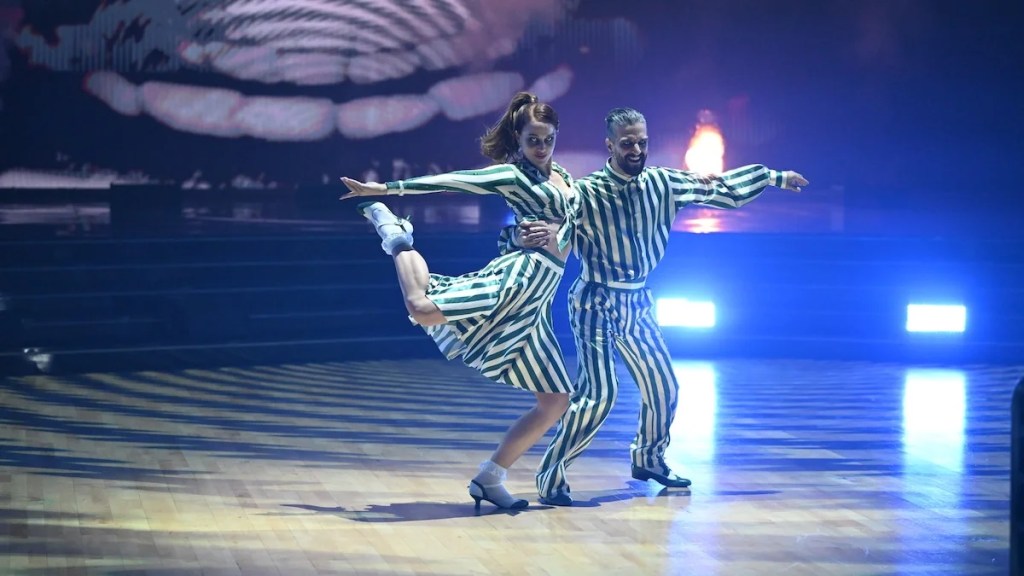 'Dancing With the Stars' Week 7: Alix Earle Slays Halloween Night With ...