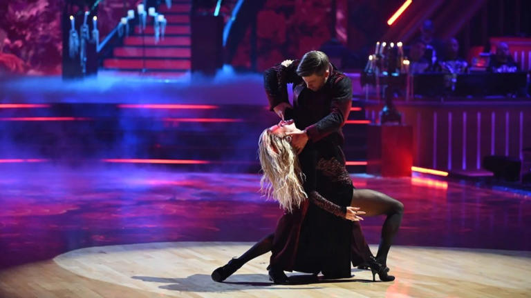 'Dancing With the Stars' Week 7: Alix Earle Slays Halloween Night With ...