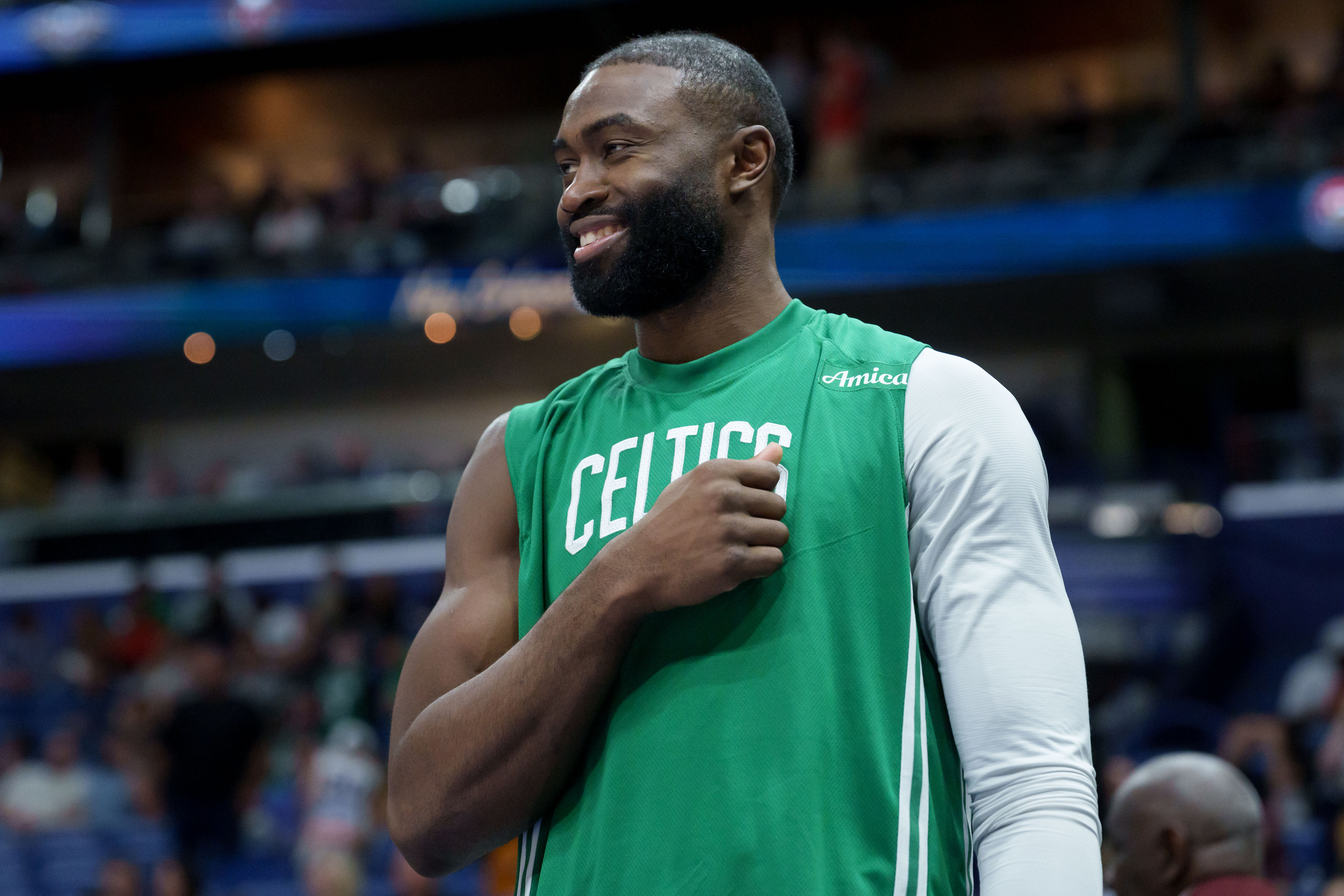 Jaylen Brown makes an announcement after being caught with fake hairline