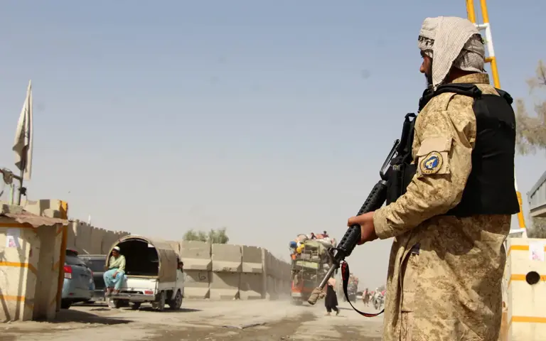 Stuck in Afghanistan, Pakistanis want border to finally reopen