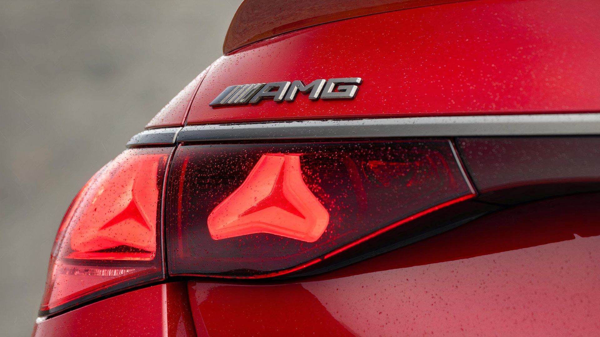 Mercedes-Benz's M 256: The Most Powerful Straight-Six Engine in 2025