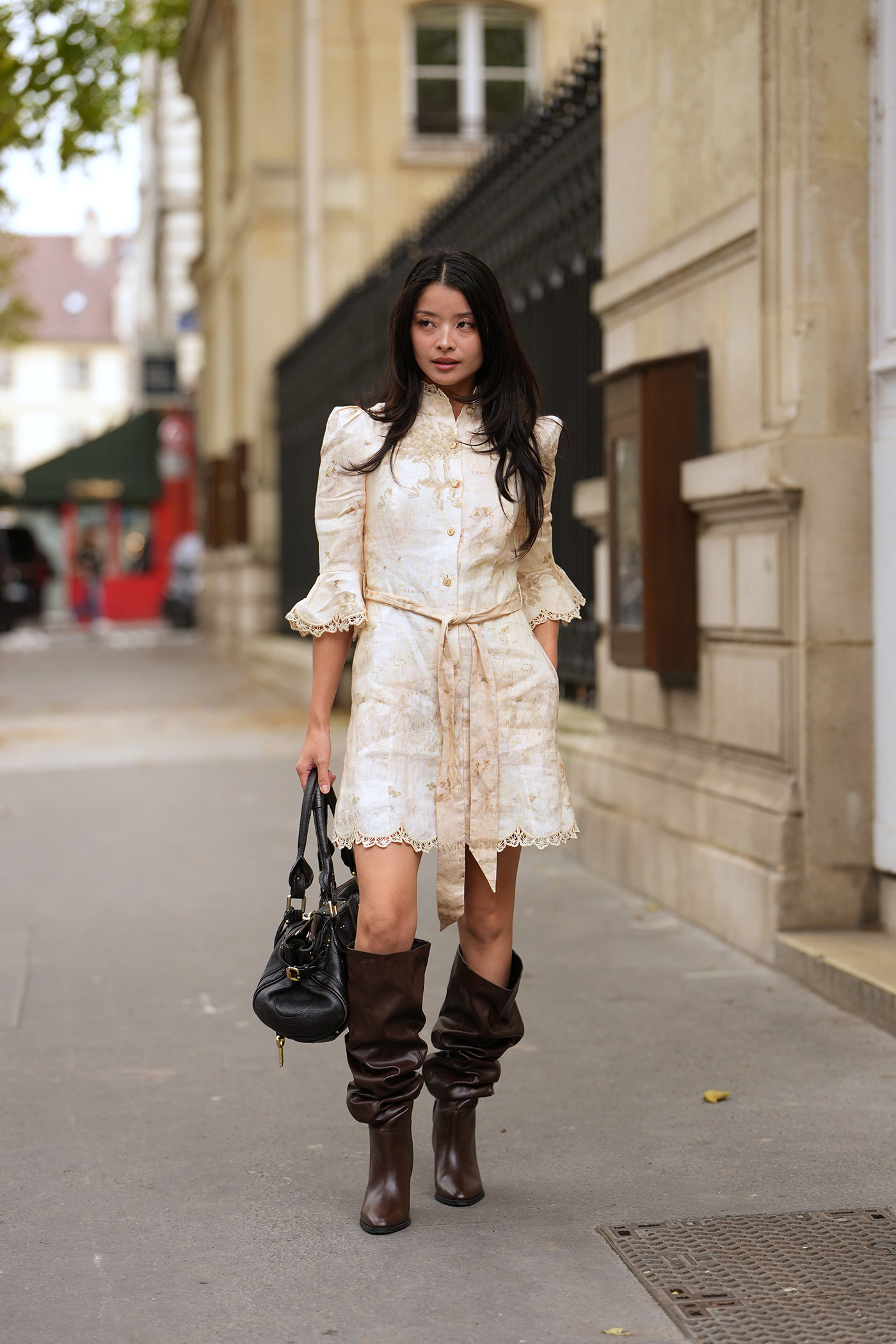 Κάνουμε zoom στα μεγαλύτερα shoe trends μέσα από το street style