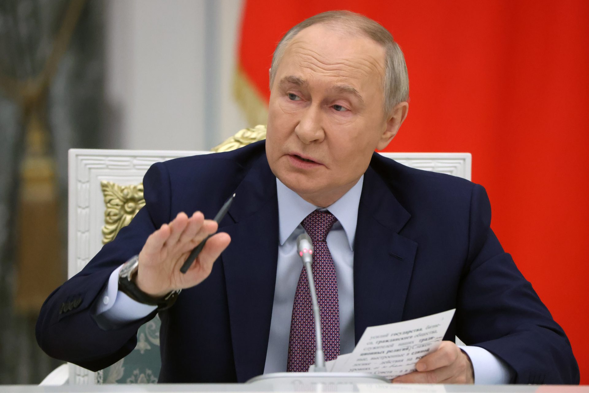 Intercepted combat footage captures terrifying attack on Ukrainian ...