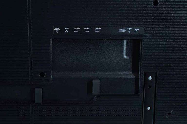 Panasonic Shinobi Pro PX950 Mini LED TV review: Bright 4K HDR ...