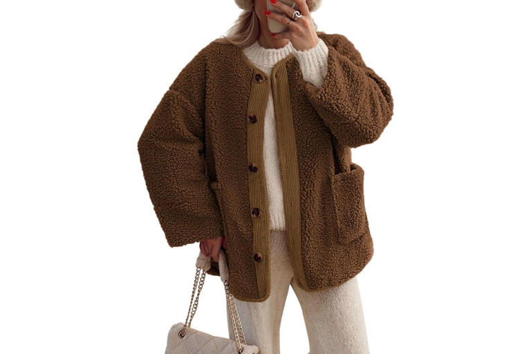10 Fleece Jackets From Amazon That Will Keep You Warm Without ...