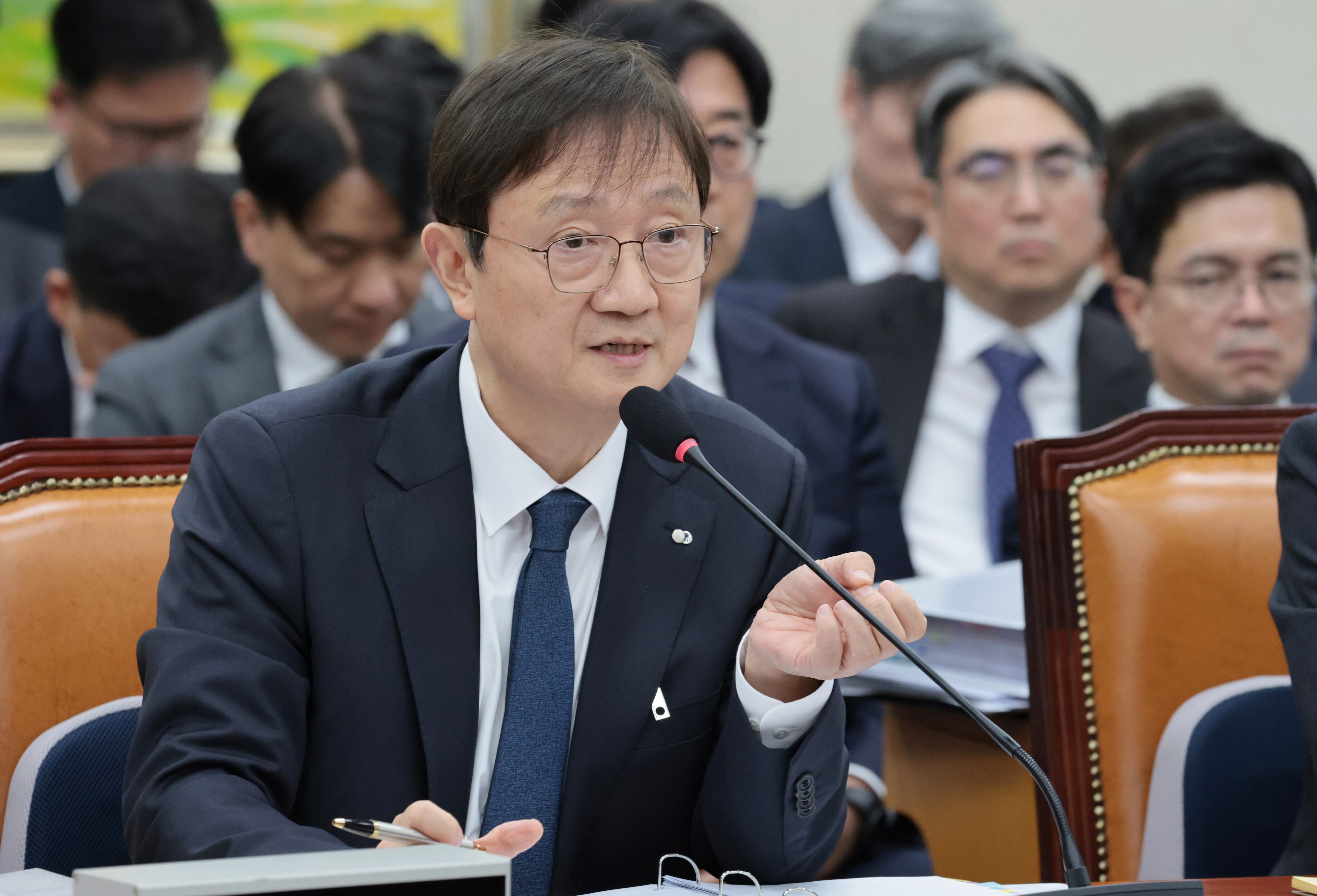 Lee Chan-jin Sells Gangnam Apartment After 400M Won Cut