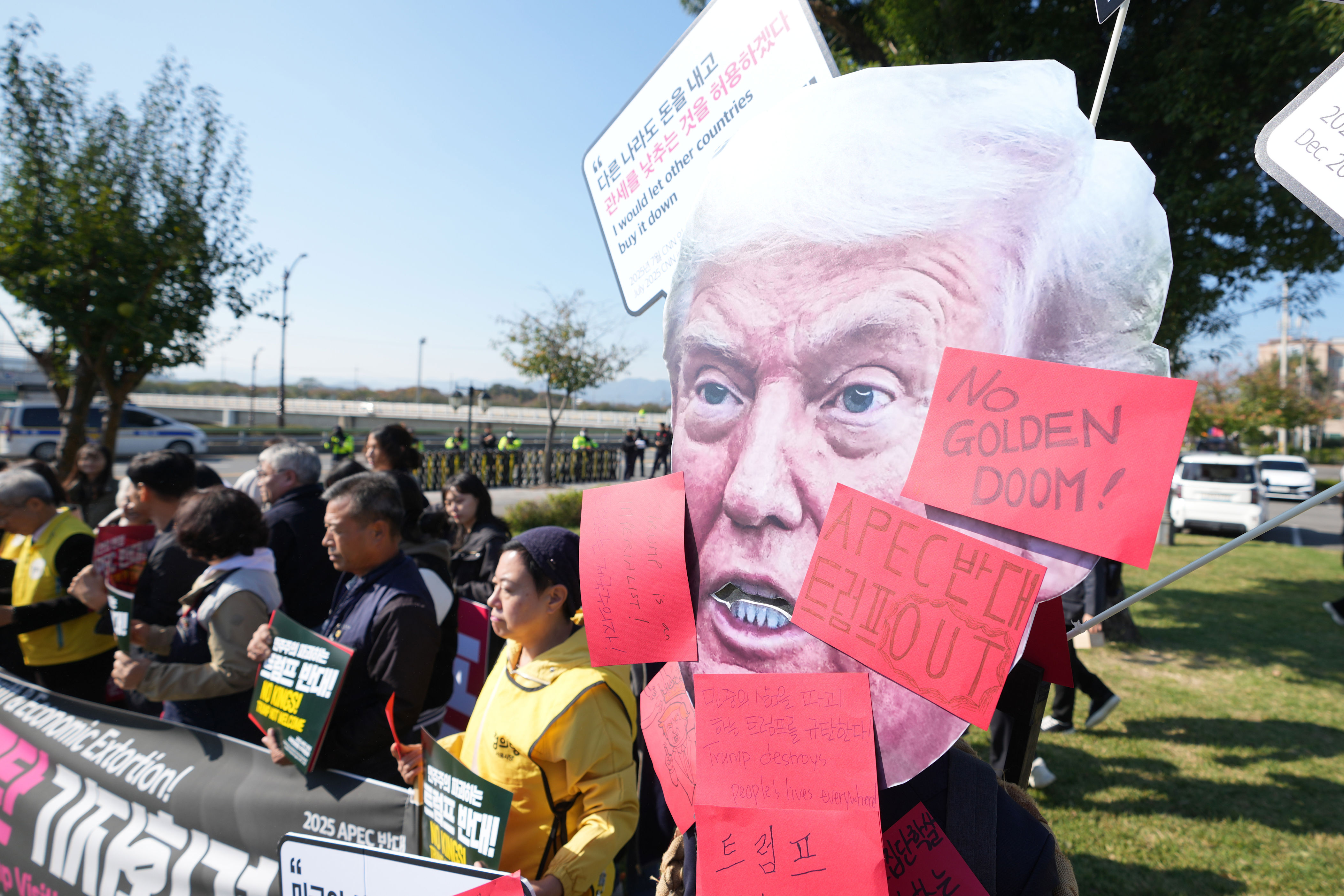 Trump seems to close the door on trying for another term