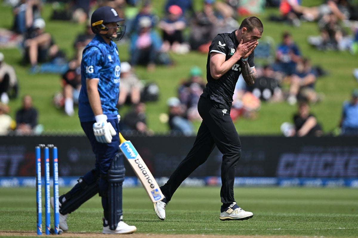 Blair Tickner sends England to another disappointing batting display