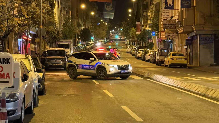 Vatan Caddesi Cumhuriyet Bayramı kutlamaları öncesi trafiğe kapatıldı