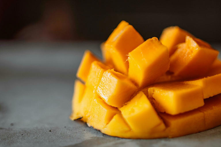5 fruits to boost your body’s natural collagen production