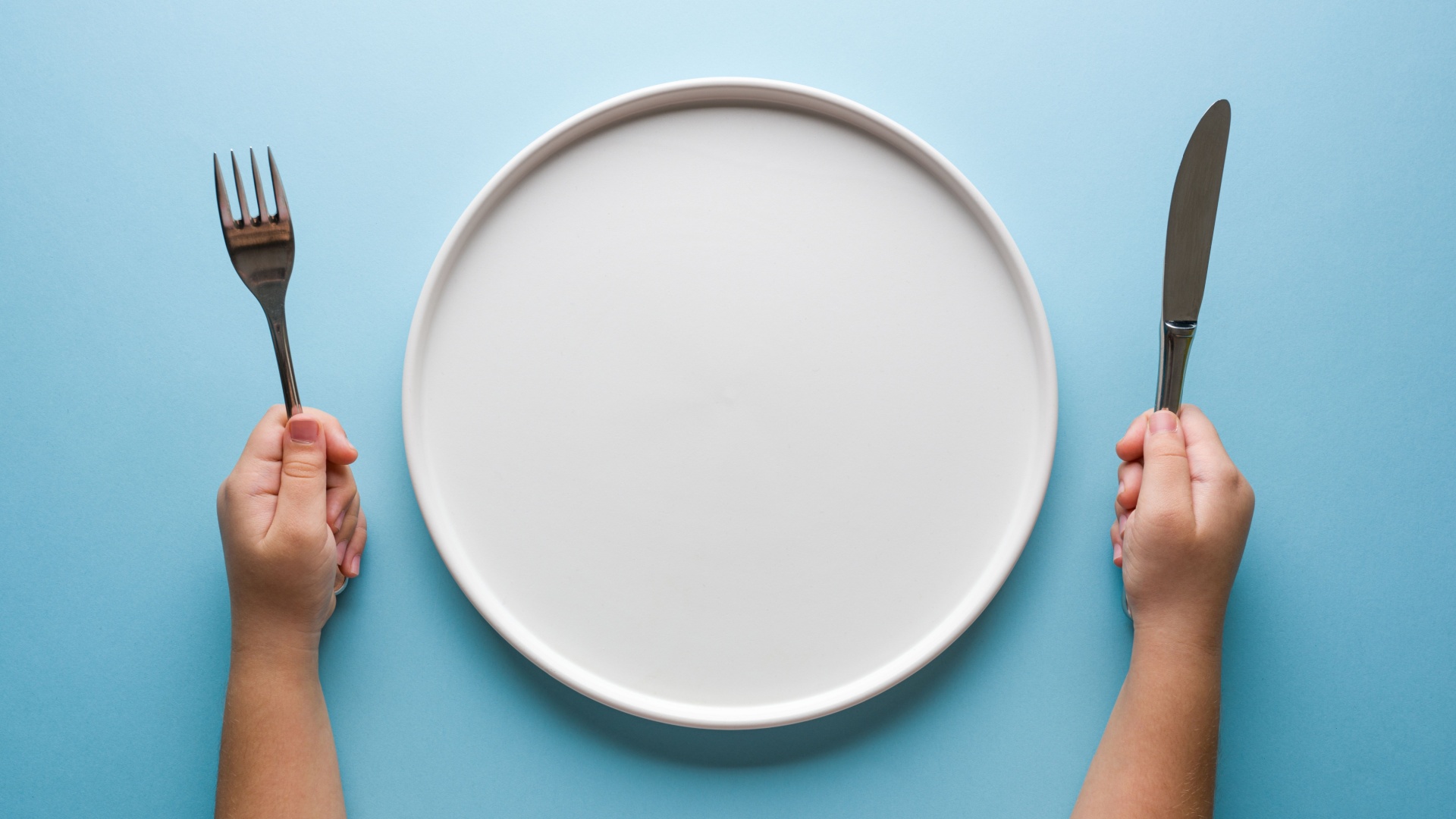 9 Everyday Eating Habits That Might Be Slowing Your Metabolism