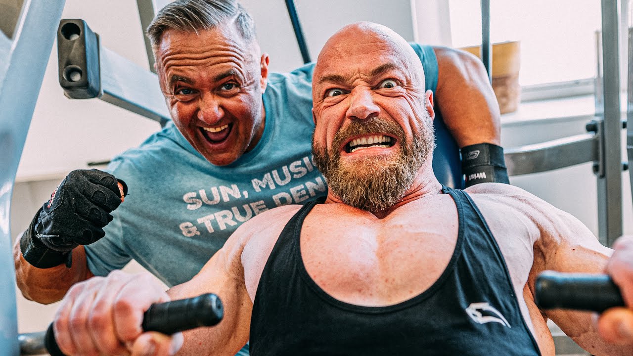Bodybuilder BIRK (55J) zieht mich ab!