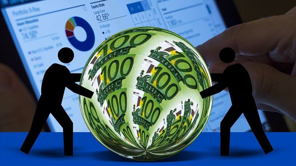 Advent sells entire 2% stake in Aditya Birla Capital for ₹1,640 crore ...