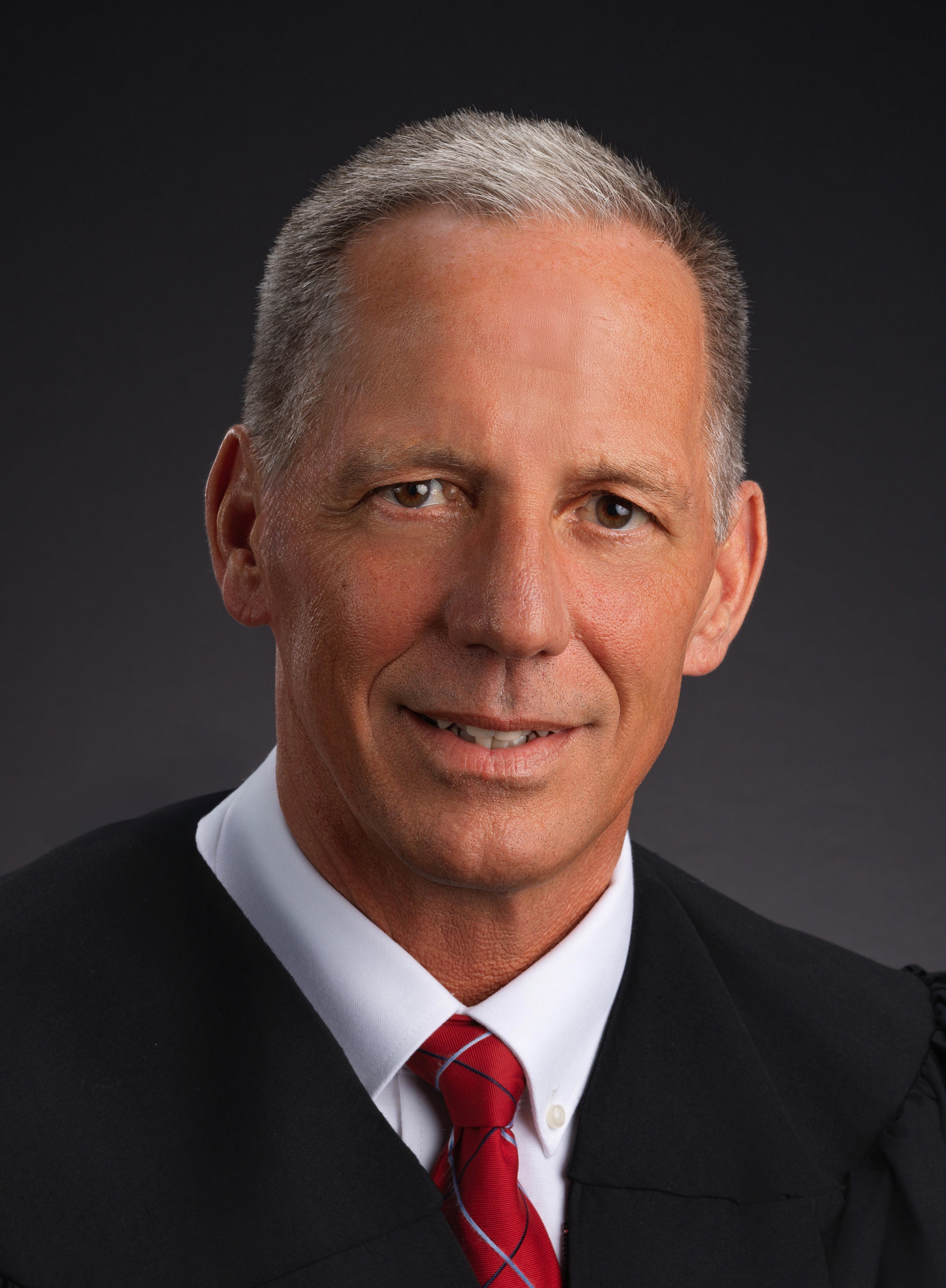 Erchick Gilbert and Wise open big early leads in Canton judge races