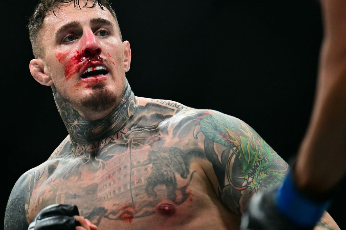 Tom Aspinall still can’t see in right eye four days after eye poke at ...