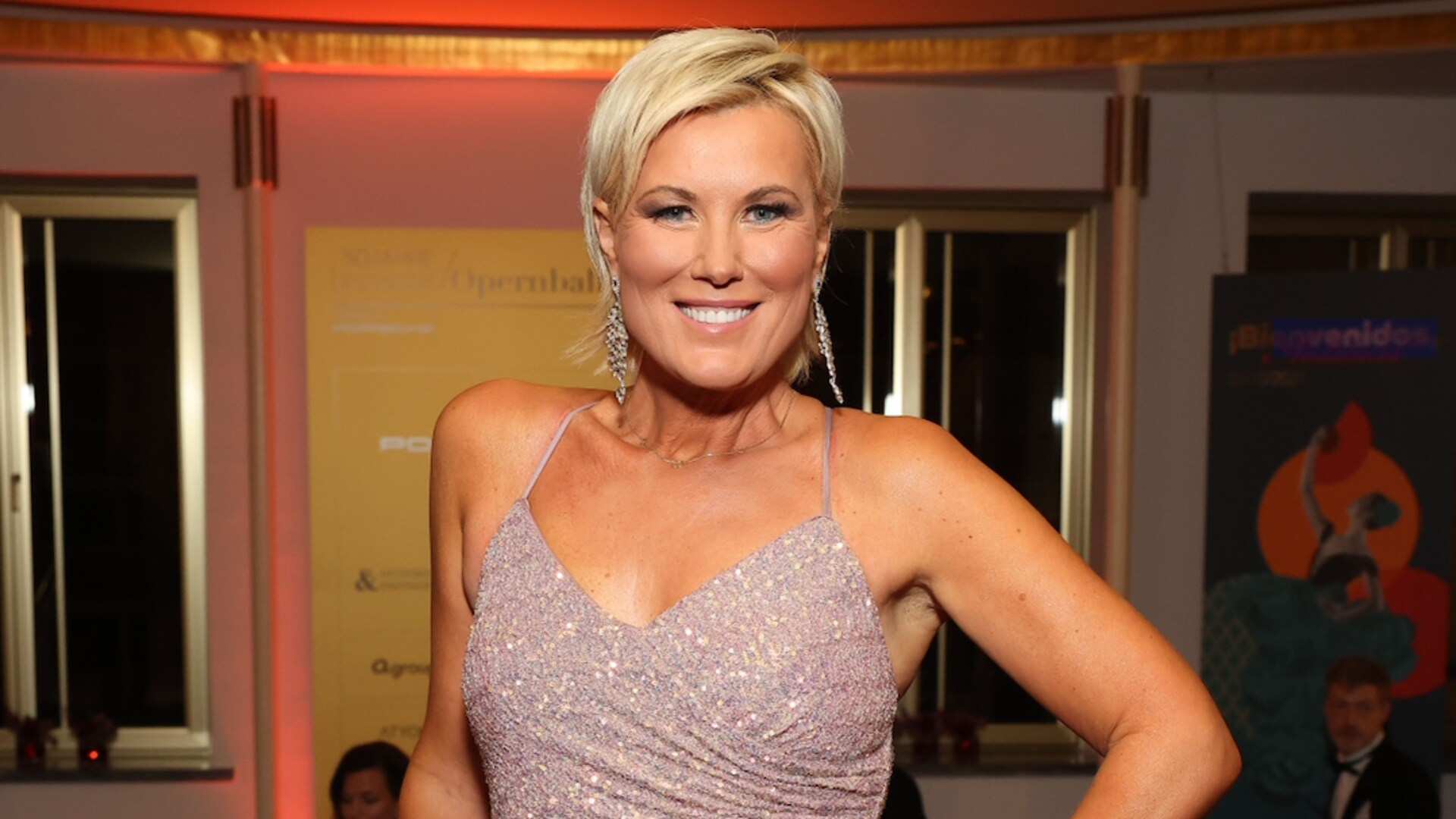 Kamilla Senjo: ARD-Moderatorin im Leder-Look ist "eine Augenweide"