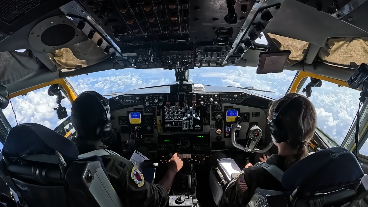 How the Flying Gas Station Keeps Every U.S. Fighter Flying