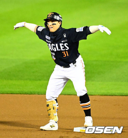 ‘2G 연속 안타’ 손아섭, 리드오프 복귀 “(문)현빈이·(노)시환이 든든하고 대견해, 이제 내 역할이 중요” [KS3]