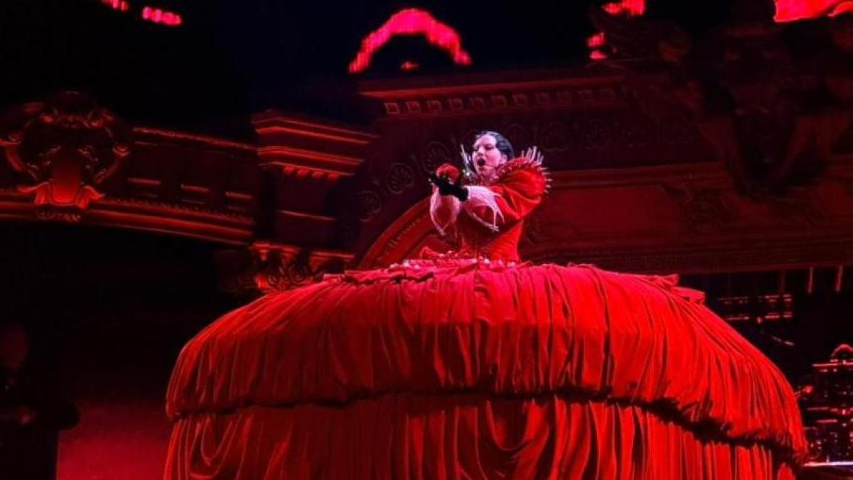 Lady Gaga desata una locura gótica en Barcelona