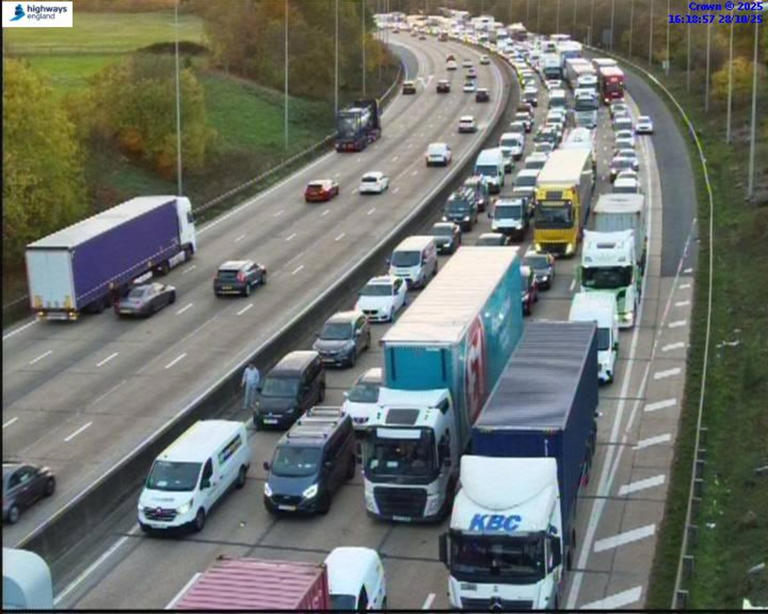 Multi-vehicle crash causes chaos on M25