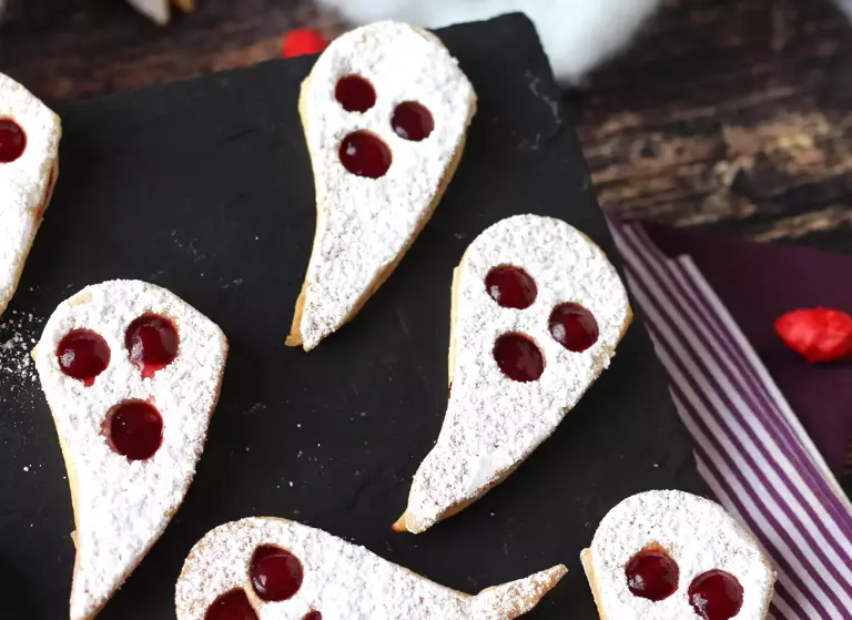 Ghost cookies: the easiest and funniest Halloween recipe to make with ...