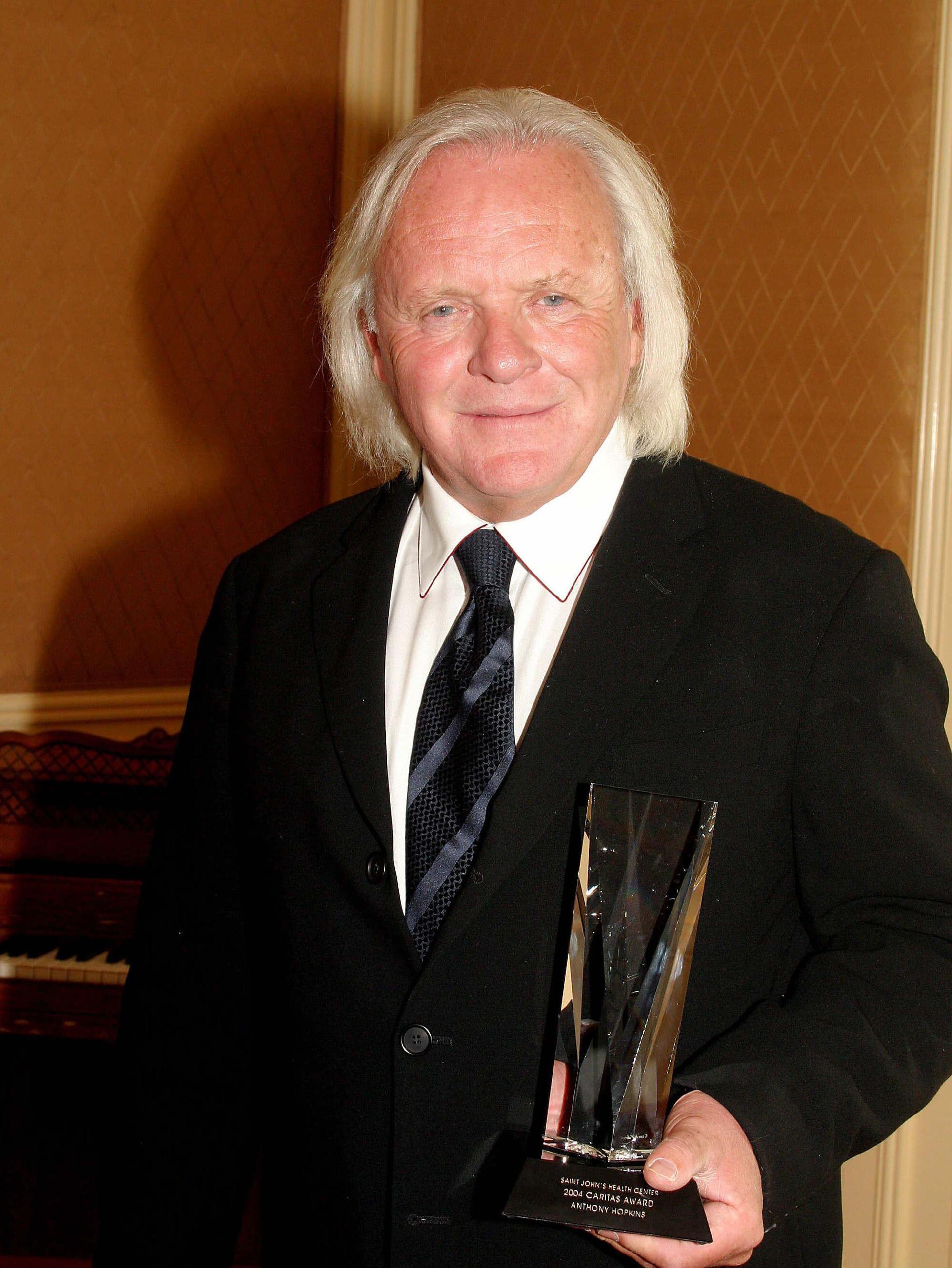 Anthony Hopkins: the moment he decided to quit alcohol and his strained ...