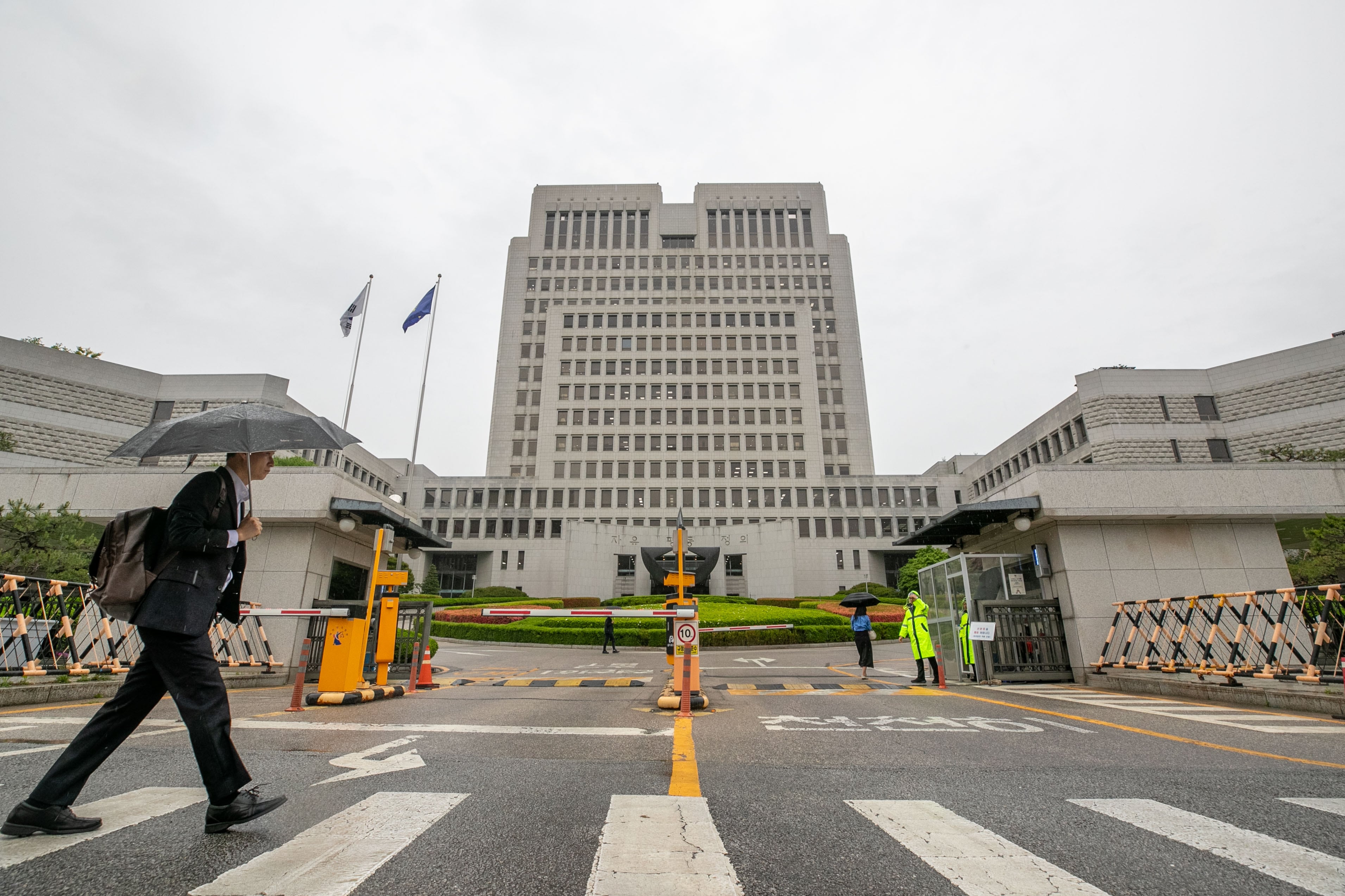 Exclusive: Supreme Court Warns Expanded Ruling Disclosures Could Spur ...