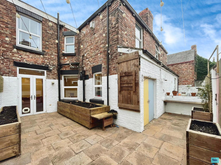 Superb property for sale near Penny Lane in Liverpool blends impressive ...