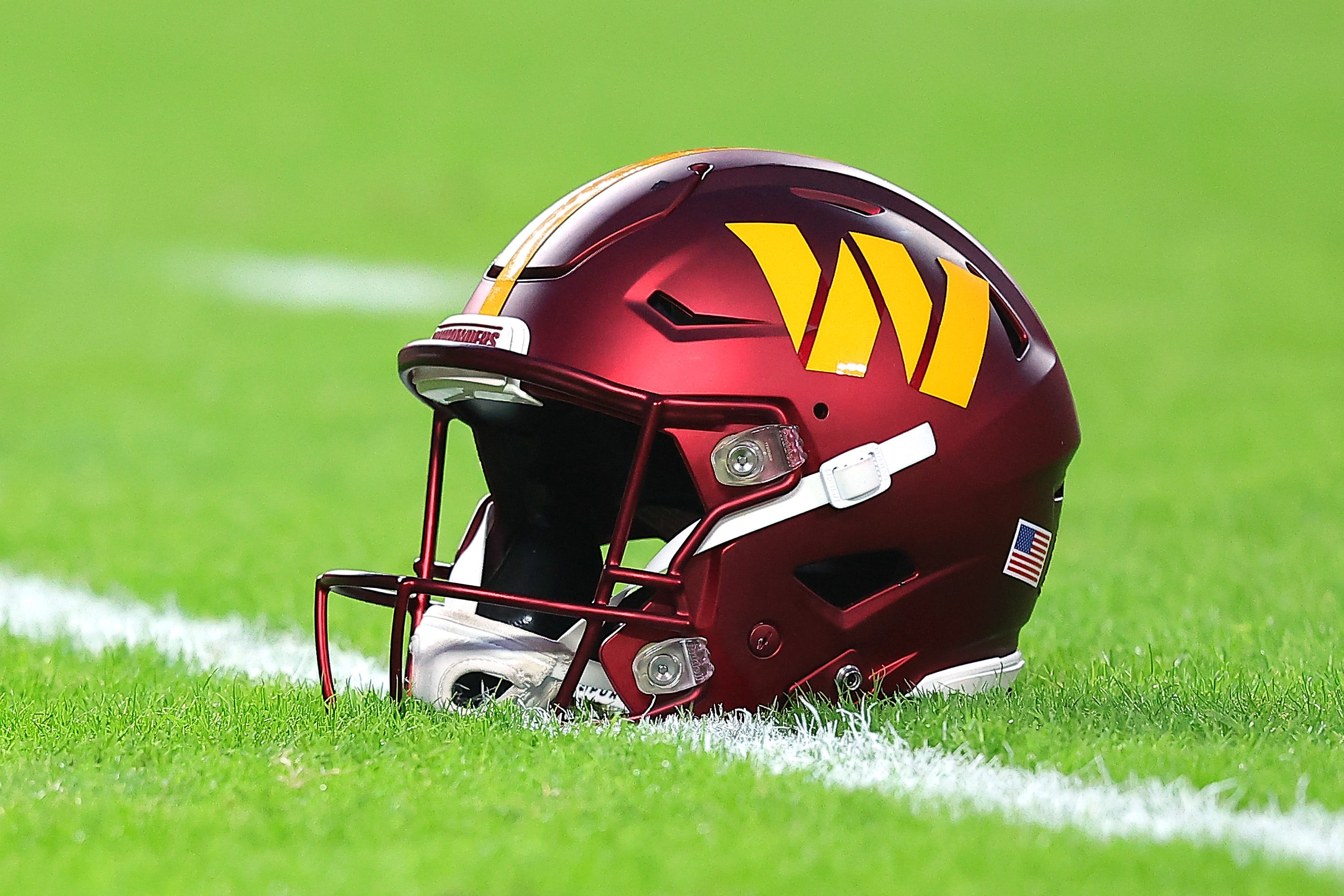 NFL world reacts to Commanders' new defensive coordinator hire