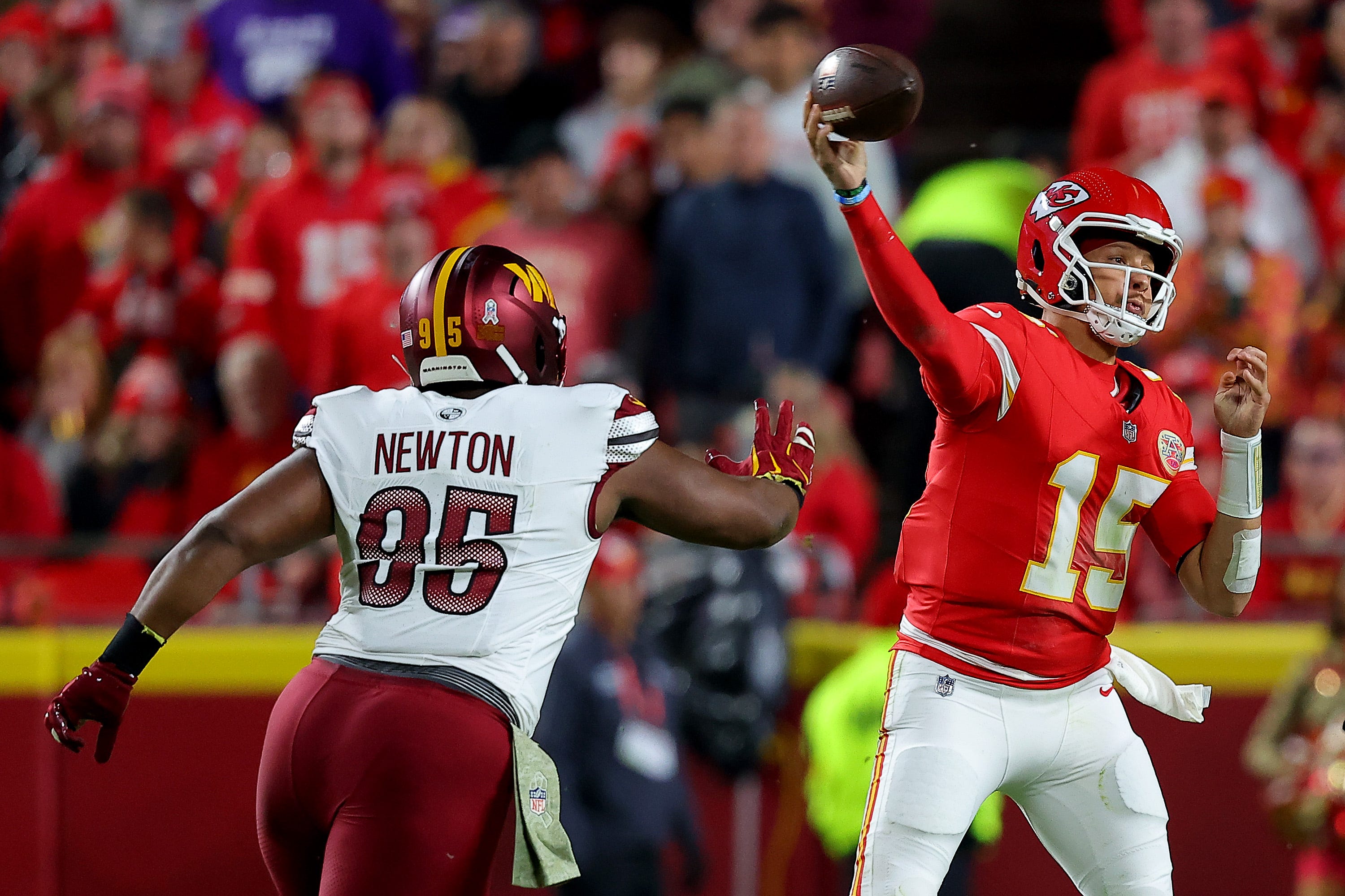 Latest defensive line injury could mean more trouble for the Commanders