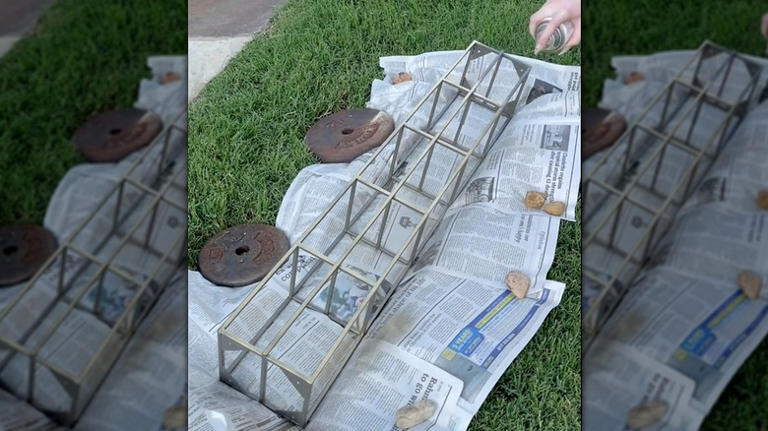 A Stylish DIY Planter Idea That'll Make Use Of Your Old CD Tower