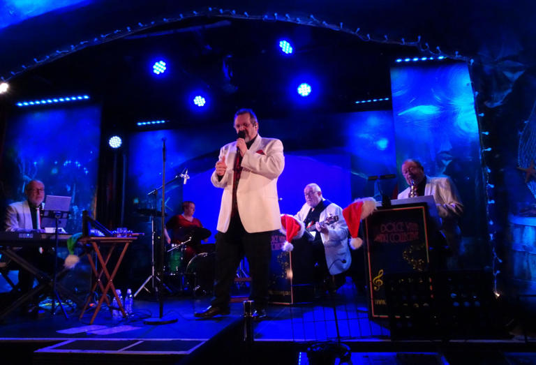 Cool Yule Christmas Show