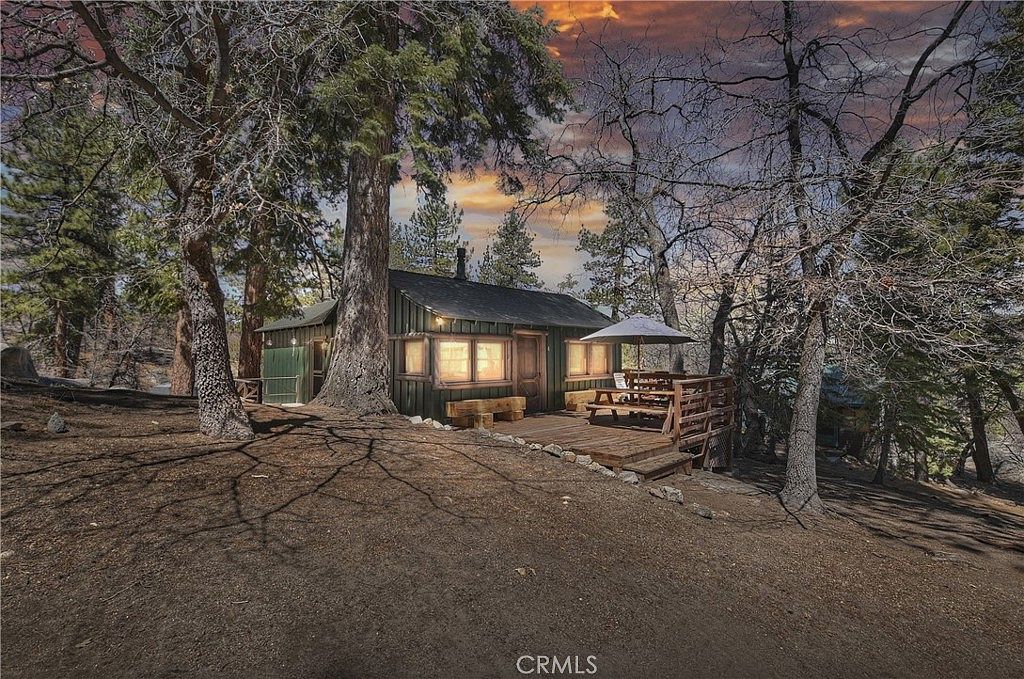 1920 Mountain Cabin Retreat in California: Nestled Among Towering Pines ...