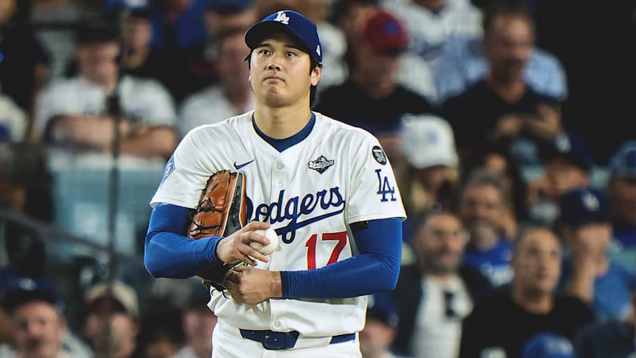 SI:AM | Shohei Ohtani Looks Human as Blue Jays Win Game 4 to Even Series