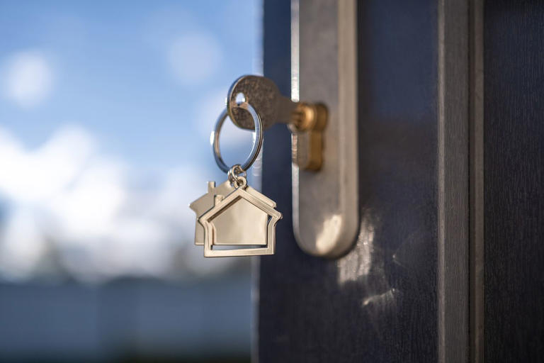 Buying vs renting: is is better to own or rent your home?