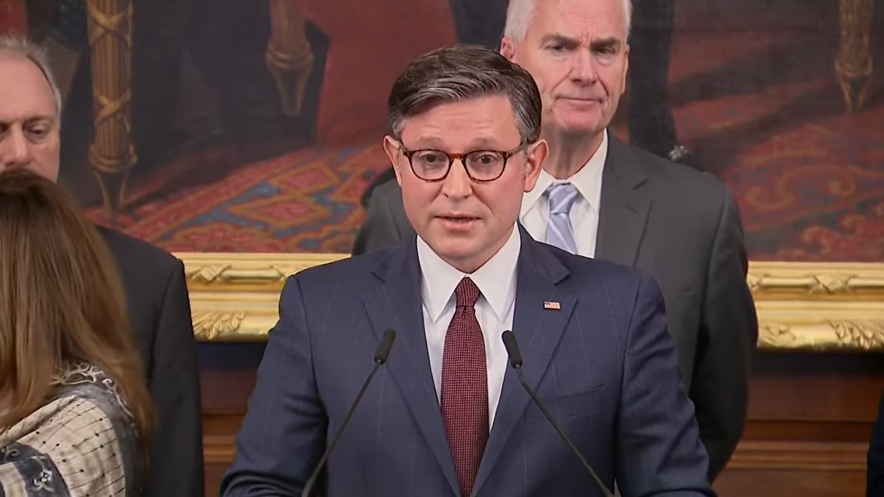 'How Would You Like To Do That Job?': GOP Snake Mike Johnson Throws ...