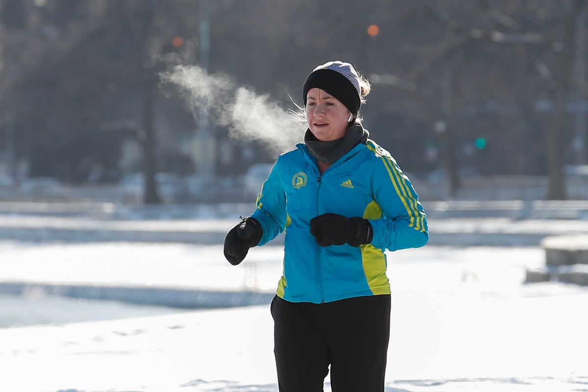 Experts advise you do this during your cold weather workout