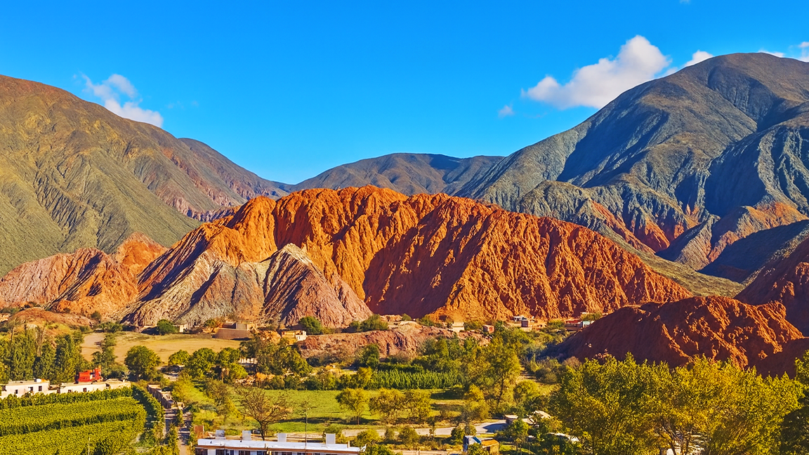 ¿Conoces el Cerro de los Siete Colores en Argentina?