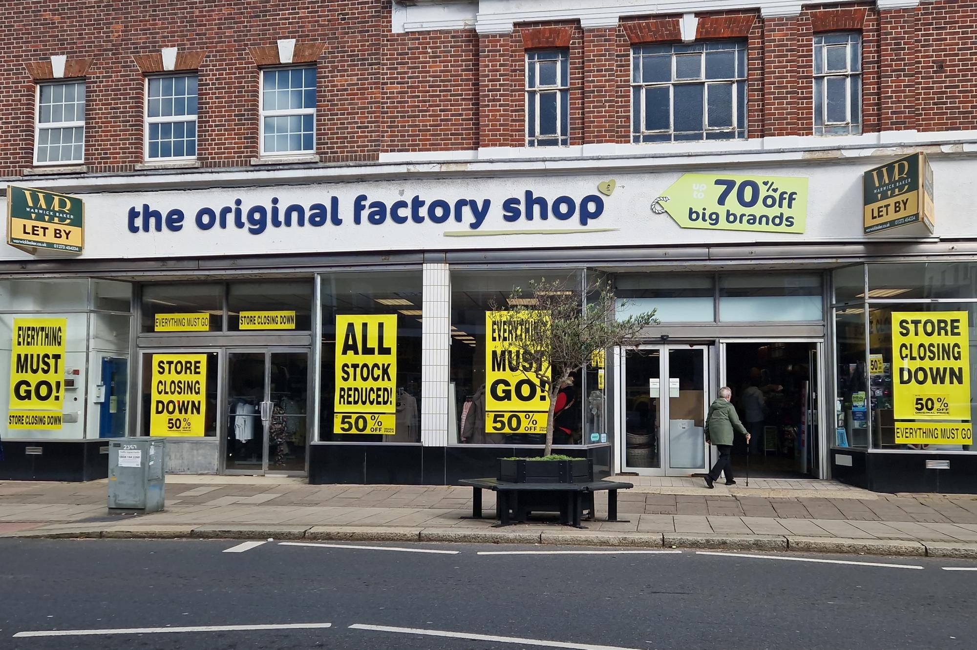 National retailer expected to take on key High Street site after ...
