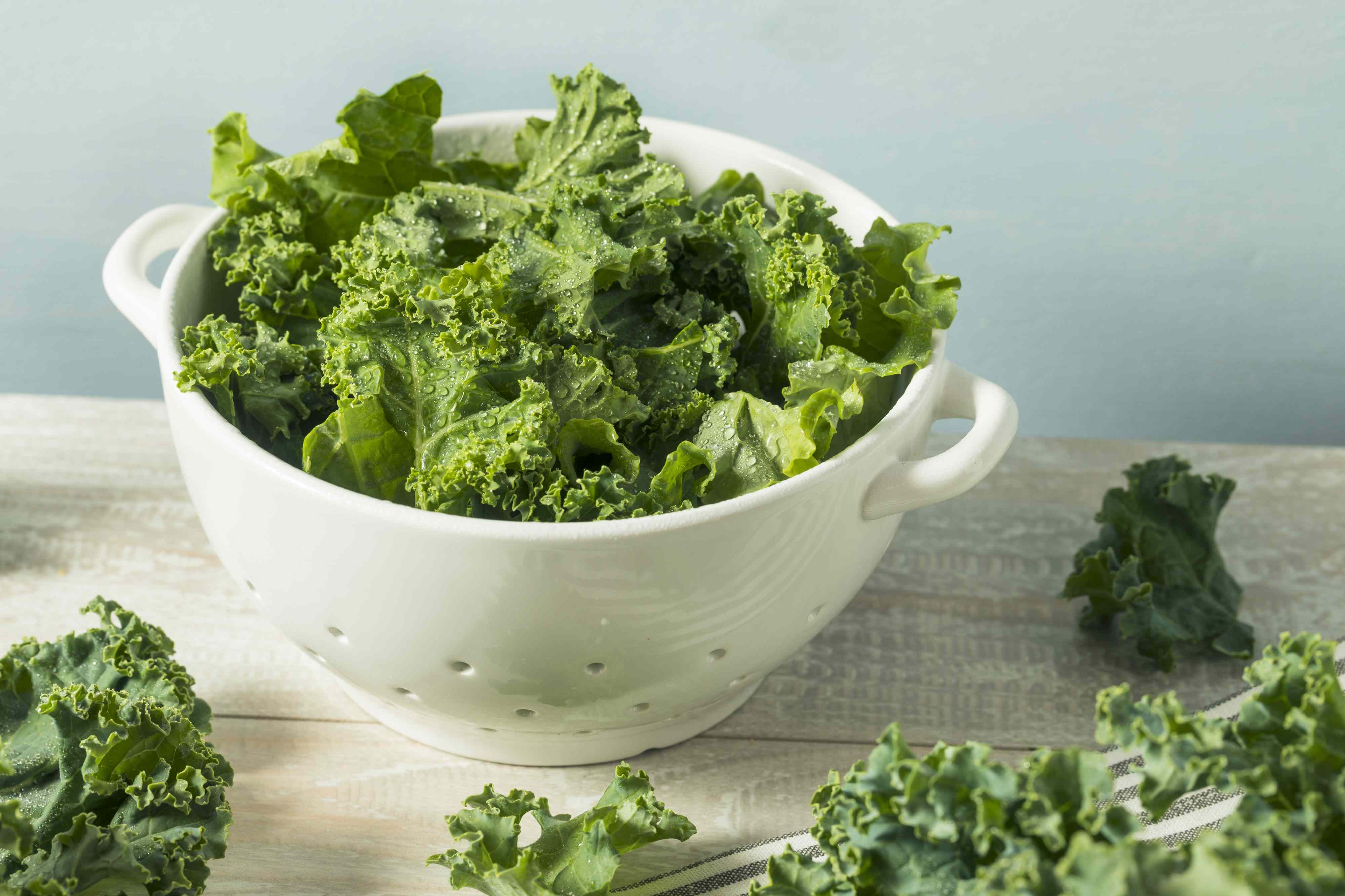 7 insoluble fiber foods to eat to prevent constipation