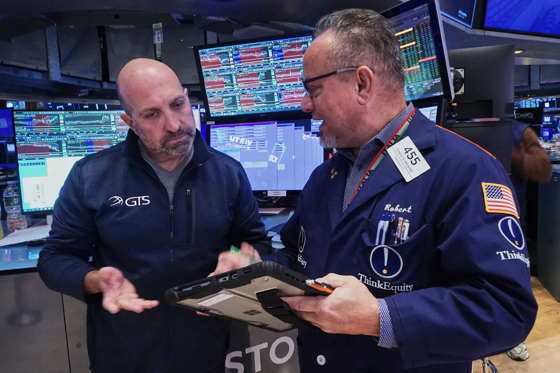 Fiserv stock crashes on Wednesday: Fi shares to trade on Nasdaq from ...