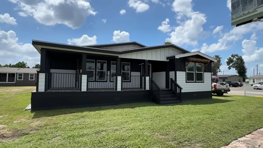 "Labelle" by Palm Harbor | 4 Bed, 3 Bath Prefab House Tour