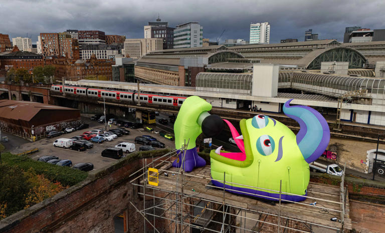 10 pictures as inflatable scary monsters spotted around Manchester ...