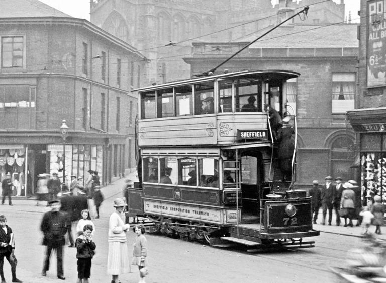 Sheffield retro: 19 photos capturing Sheffield's old trams through the ...