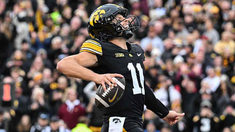Big Ten power rankings after Week 9: Iowa emerges as a dark horse CFP ...