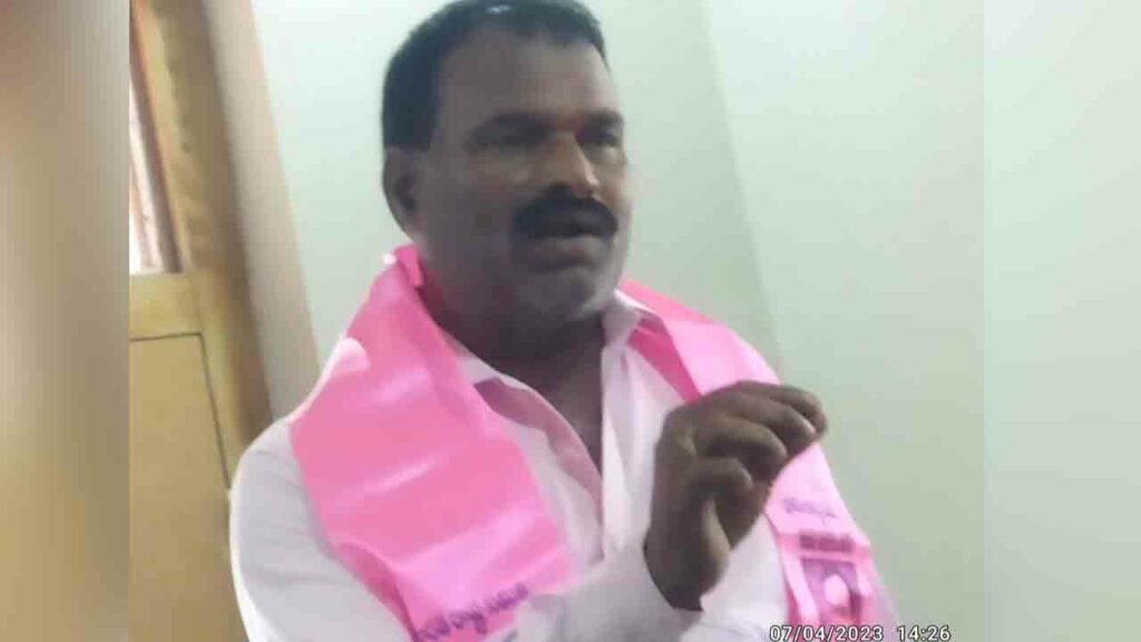 Mamidi Anjaiah | తహసీల్దార్ తీరుపై కలెక్టర్‌కు ఫిర్యాదు.. అబద్దాల ...