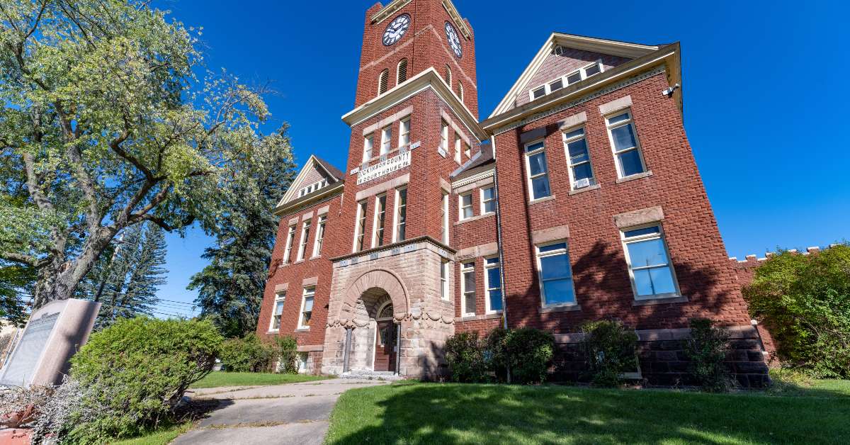 10 Budget-Friendly Remote Cities for Retirees Who Enjoy Peace and Quiet