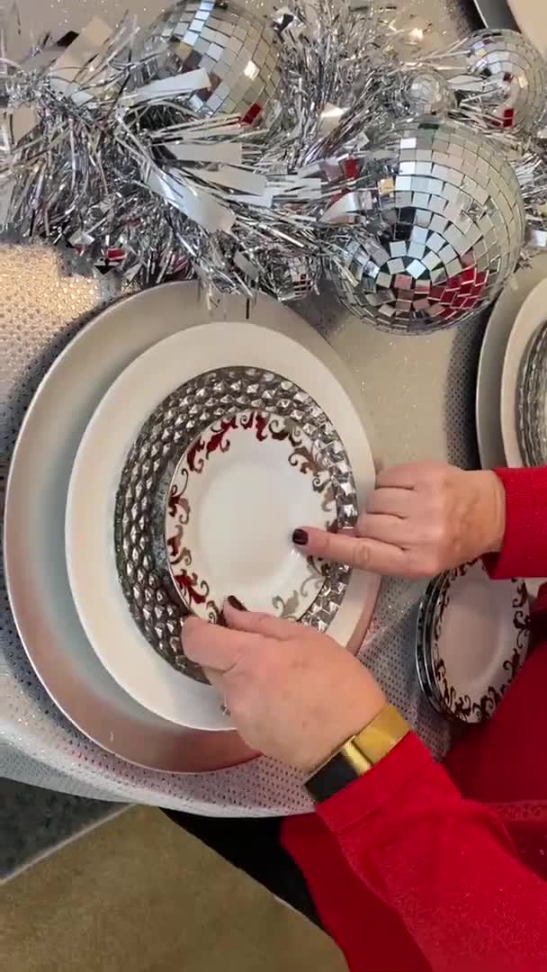 The ultimate disco ball tablescape 🪩