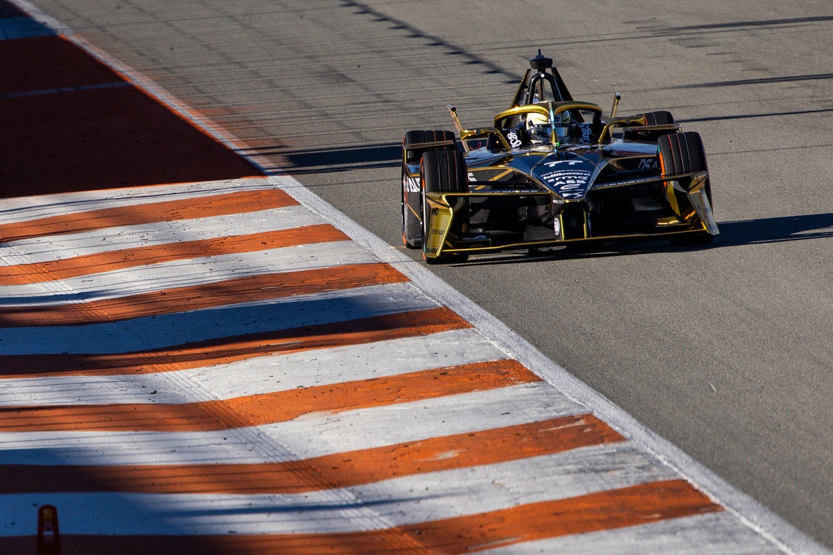DS Penske kicks off 2025-26 Formula E season at Valencia test
