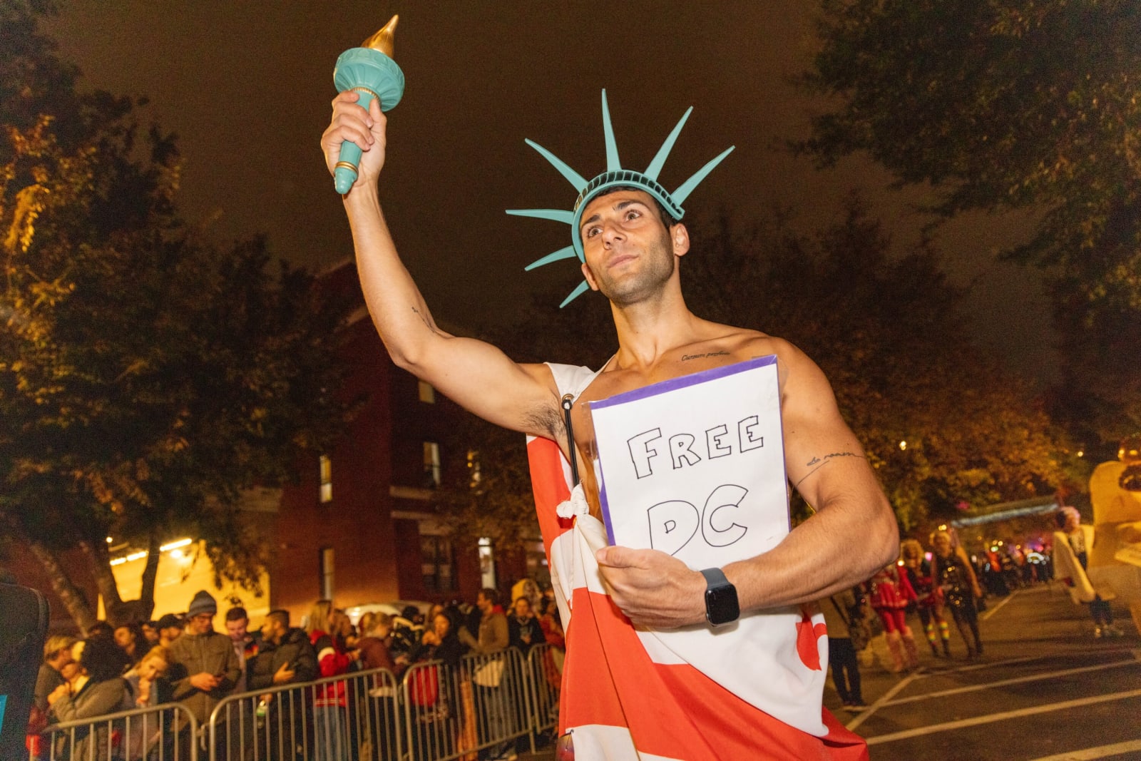 Photos: Thousands Turn Out for DC’s Annual High Heel Race